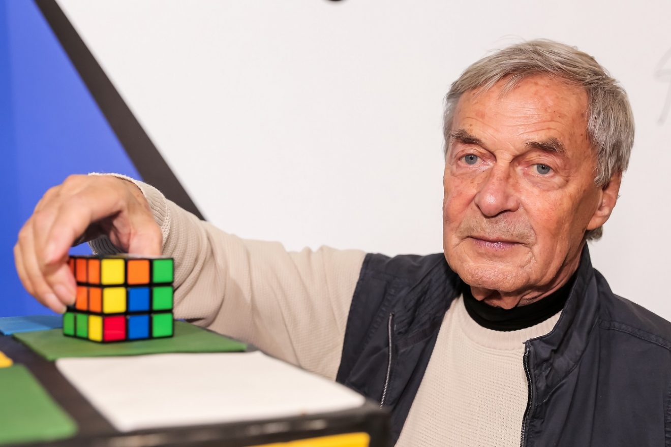 Exklusiv: Interview mit "Mr. Zauberwürfel" Ernő Rubik | NOT TOO OLD magazin