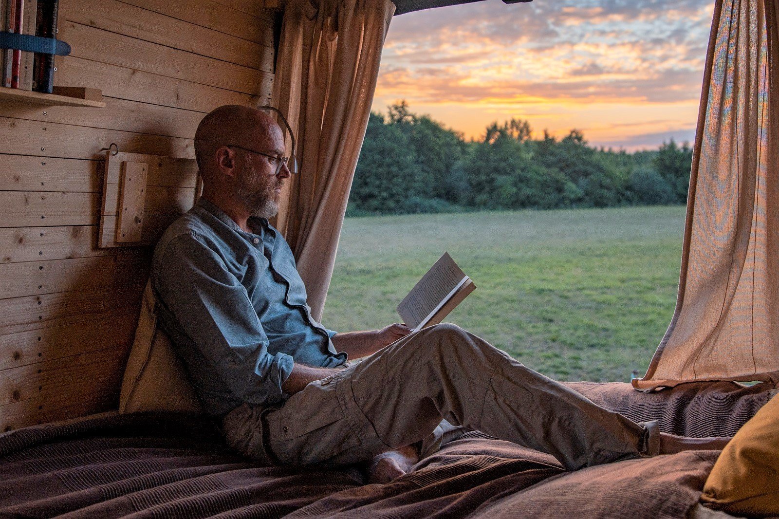 Freiheit auf 4 Rädern - Kinderbuchautor THiLO genießt das Vanlife | NOT ...